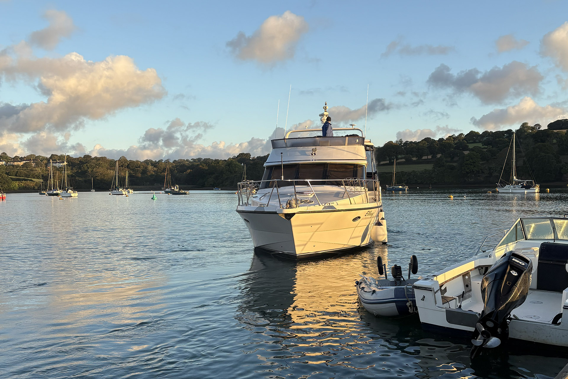 CONTACT - Pendennis Boat Charters